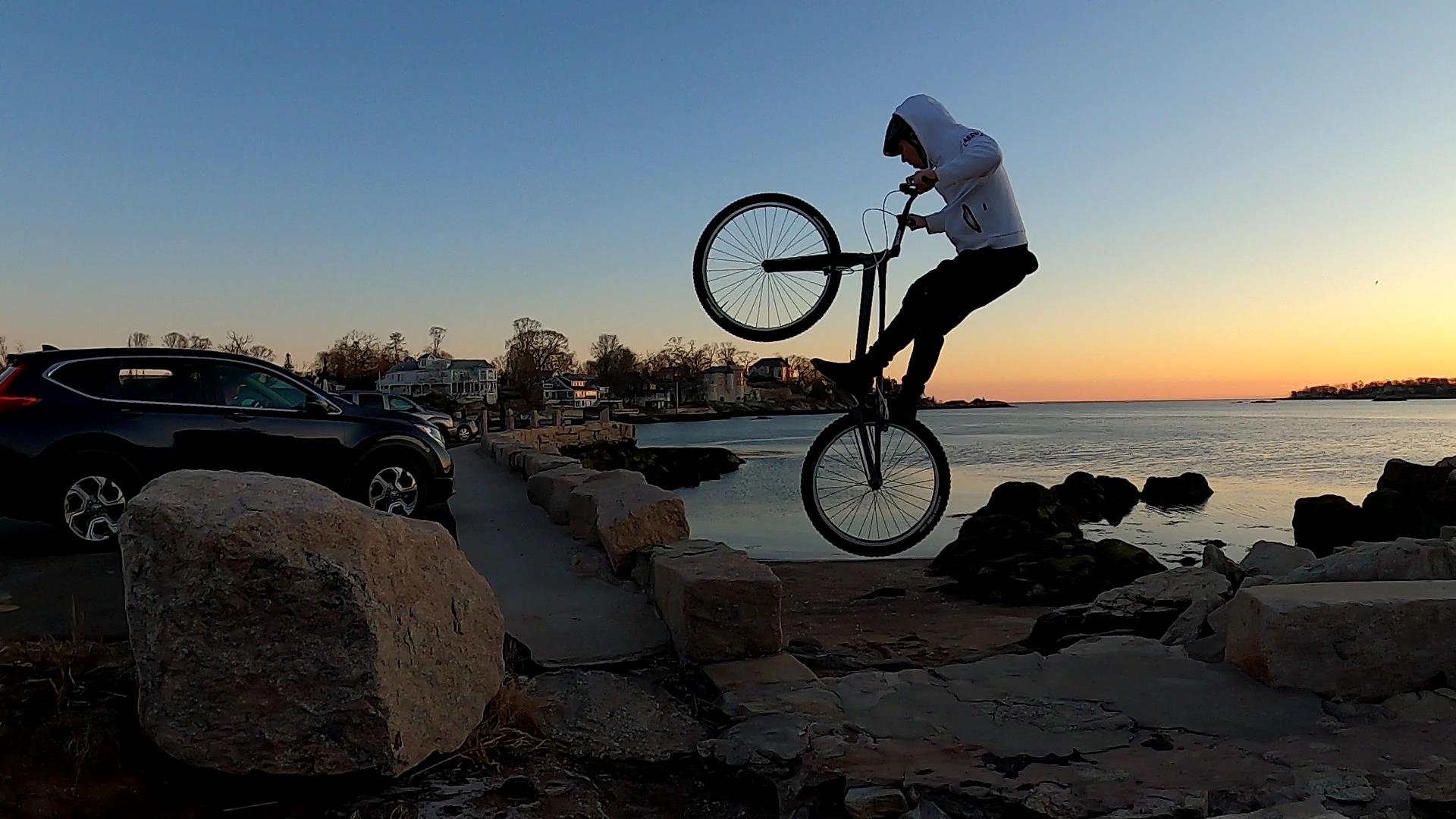 Gorgeous Seaside Group Ride - This Is Bike Trials!